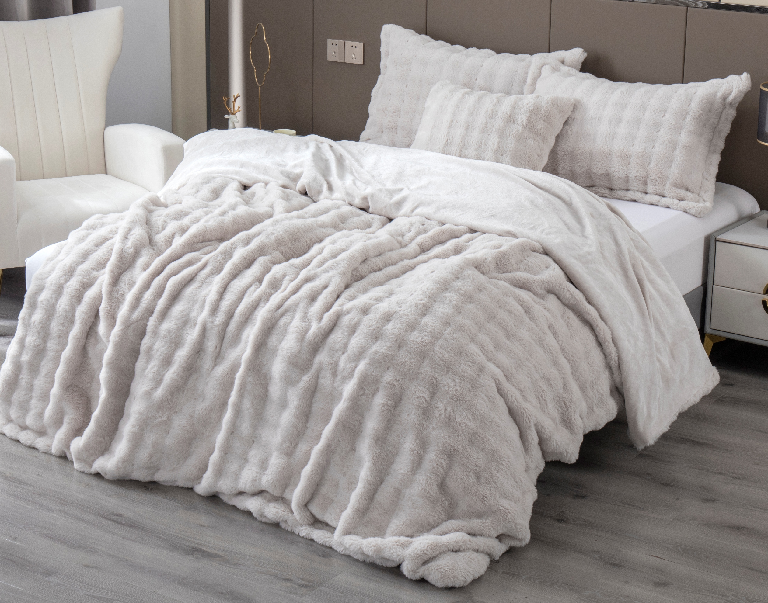 KAZANOVA Shinshilla buffy (экрю) плед меховой | sleeppp.ru